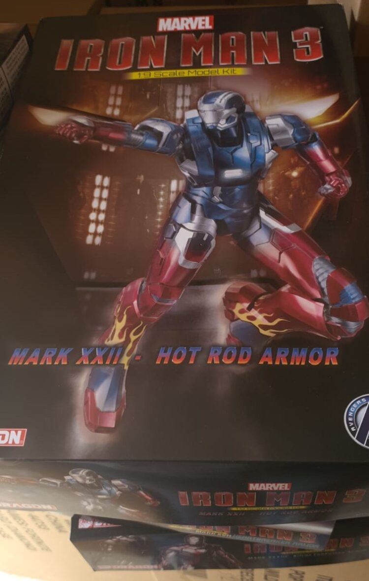 Comprar Model Kit Marvel Avengers Iron Man 3 - Mk.XXII Hot Rod Scale 1/ ...